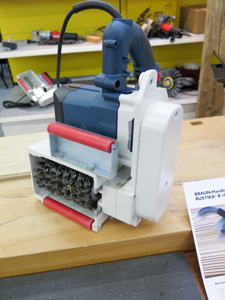 Rounding Up the Best Tools from Holz-Handwerk 2016 - Core77