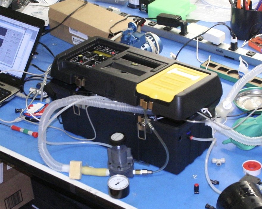 OneBreath Portable Low Cost Ventilator by 219 Design | Core77 Directory