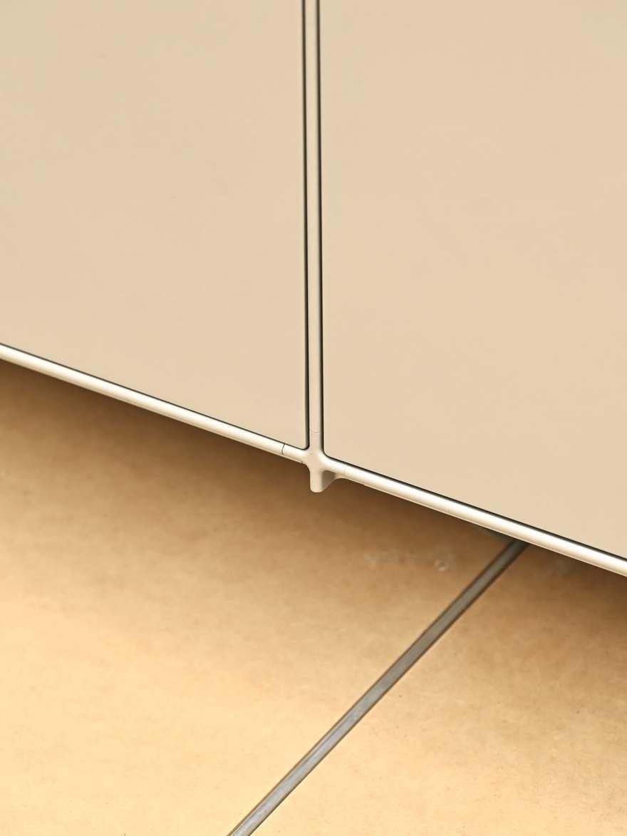 An Elegant Transition Where Extrusions Meet: Mario Tsai Studio's X ...