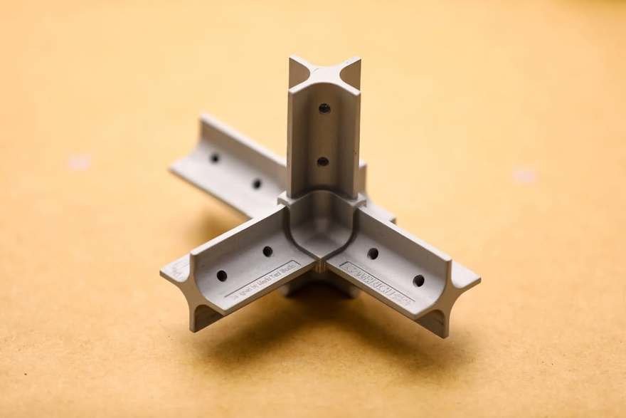 An Elegant Transition Where Extrusions Meet: Mario Tsai Studio's X ...