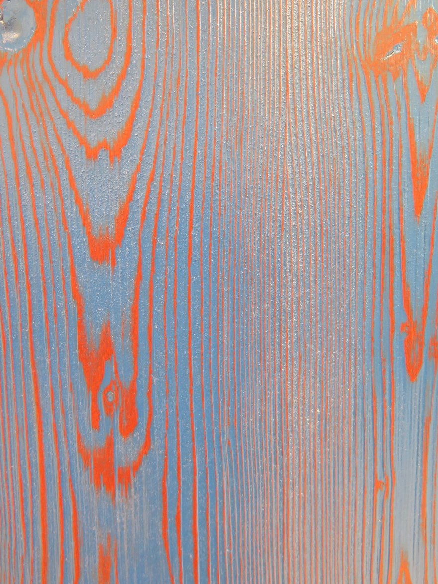 An Easy to Apply Two Tone Painting Technique That Still Shows Wood 
