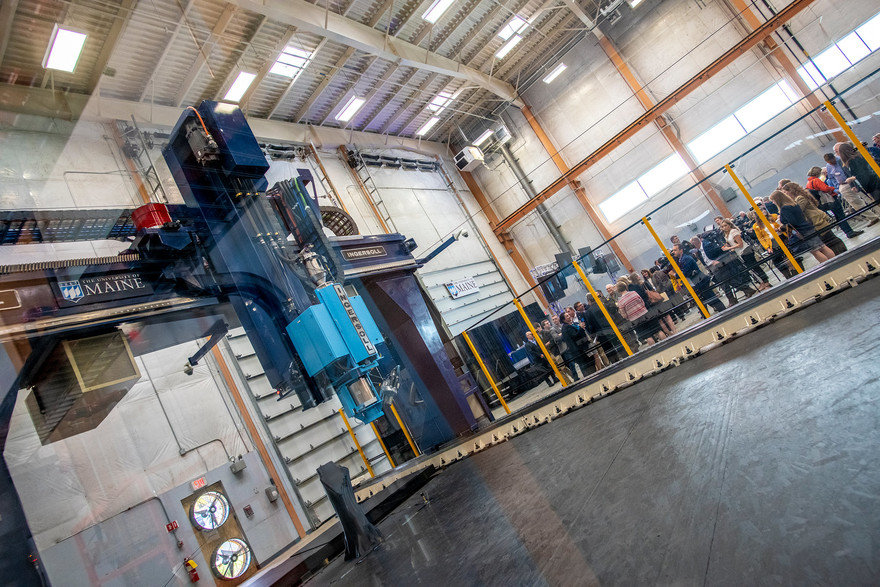 Watch The World s Largest 3D Printer Spit Out A 25 Foot Boat Core77 Watch The World s Largest 3D Printer Spit Out A 25 Foot Boat Core77