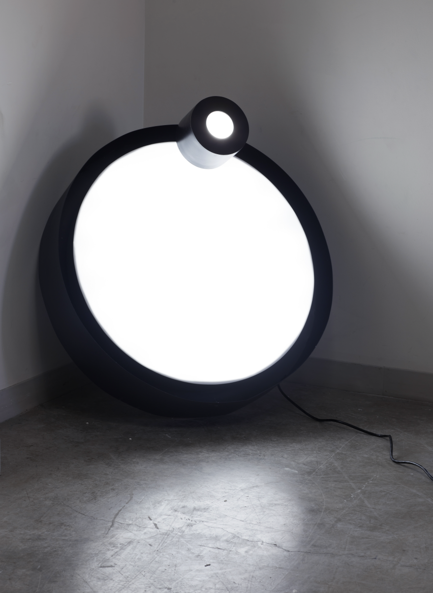 Apollo: A Modern Light Box - Core77