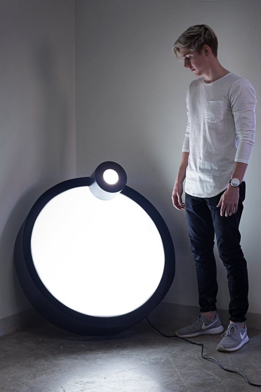 Apollo: A Modern Light Box - Core77