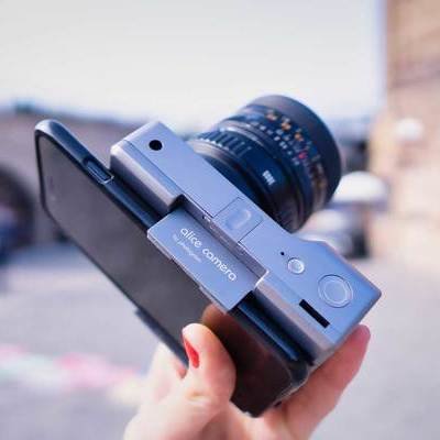 The Alice: Camera in the Front, Your Smartphone in the Back - Core77