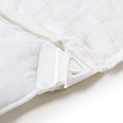 Clips Designed to Prevent Comforter From Wandering Inside Duvet Cover ...