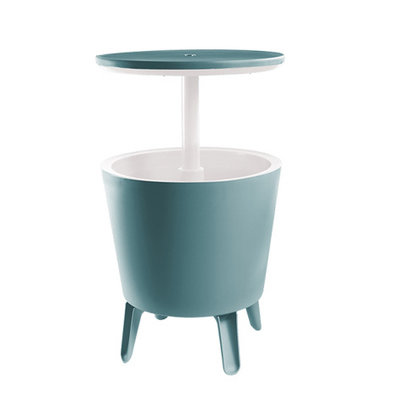 Useful, Lowbrow Furniture, Badly Executed: The Outdoor Side Table ...