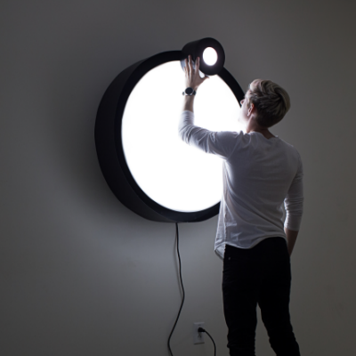 Apollo: A Modern Light Box - Core77