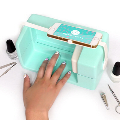 Yea or Nay? Super-Fast Fingernail-Painting Machine Meant to Engage ...