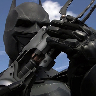 Special Effects Artist Creates Batman Costume Containing 23 Functional ...