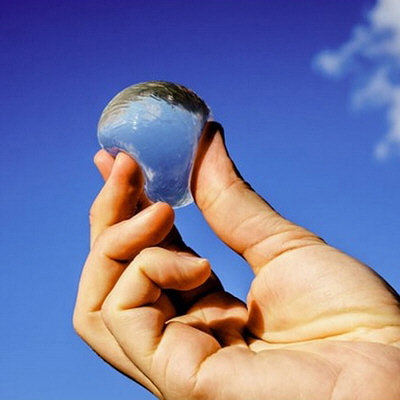 Inventors Develop Soft, Edible Water Bottle. It's Neat, But Doesn't Fit ...
