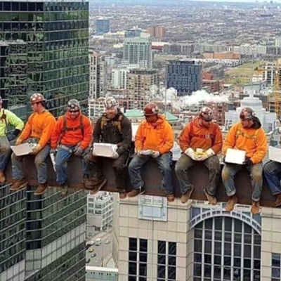 Chicago Ironworkers Recreate "Lunch Atop a Skyscraper" Photo, With a ...