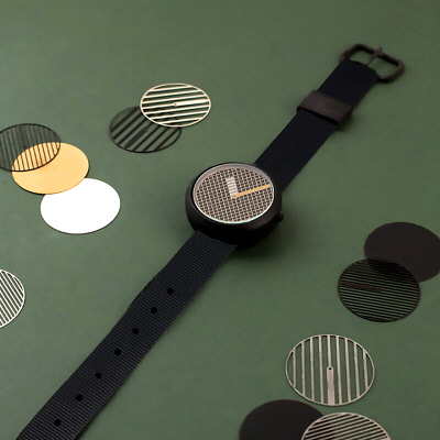 The HATCH Watch Displays a Different Grid Pattern Every 5 Minutes - Core77