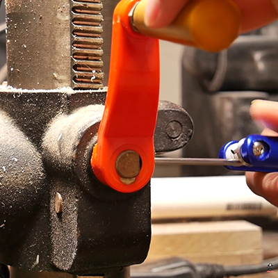 Casting an Improved Replacement for a Broken Drill Press Handle - Core77