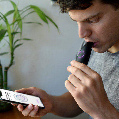 Lumen: A Portable Breathalyzer That Measures Your Metabolic Fuel Usage ...