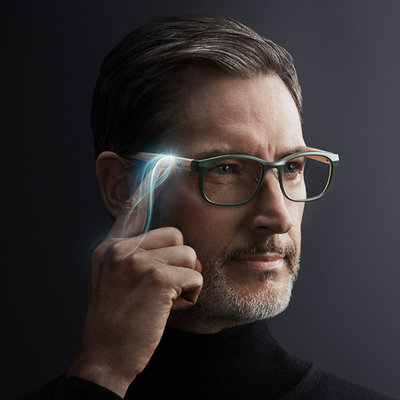 These New Eyeglasses Can Change Focus from Far to Near at the Touch of ...