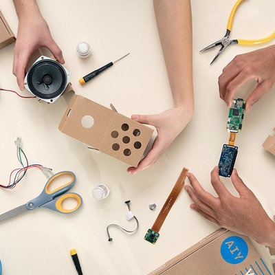 be an elf this year and DIY - Tech edition - Core77