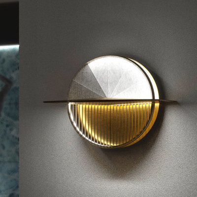 A Wall Lamp that Simultaneously Acts as a Clock - Core77