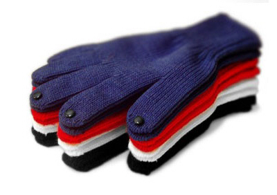 Touchscreen-friendly gloves - Core77