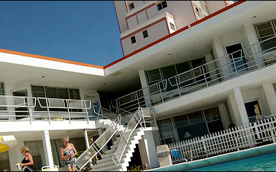 Googie Florida motels going - Core77