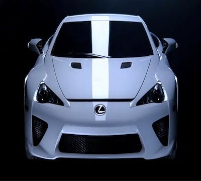 Video of Lexus' 360-Degree Carbon Fiber Loom - Core77