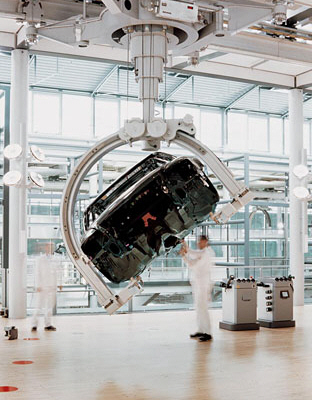 Photo Tour of Transparent Factory in Dresden - Core77