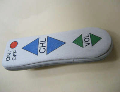 DIY "Senior Remote" - Core77